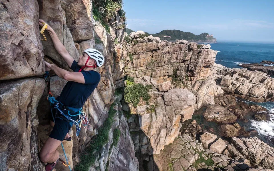 7 places in Asia famous for rock climbing - Travellingstory